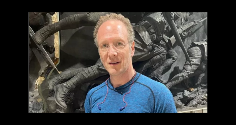 Stroud Pangolin Foundry and US Artist build WWI memorial | The Doughboy ...