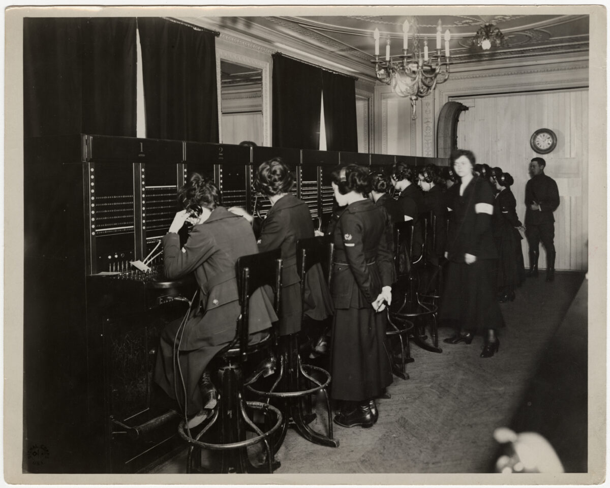 America’s First Women Soldiers of WWI Deserve the Congressional Gold ...